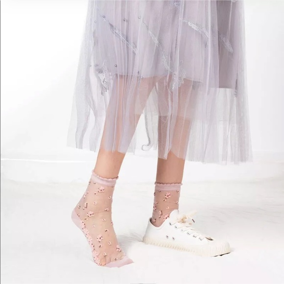 Pink Magnolia | Accessories | Nwt Transparent Flower Lace Crystal Silk ...